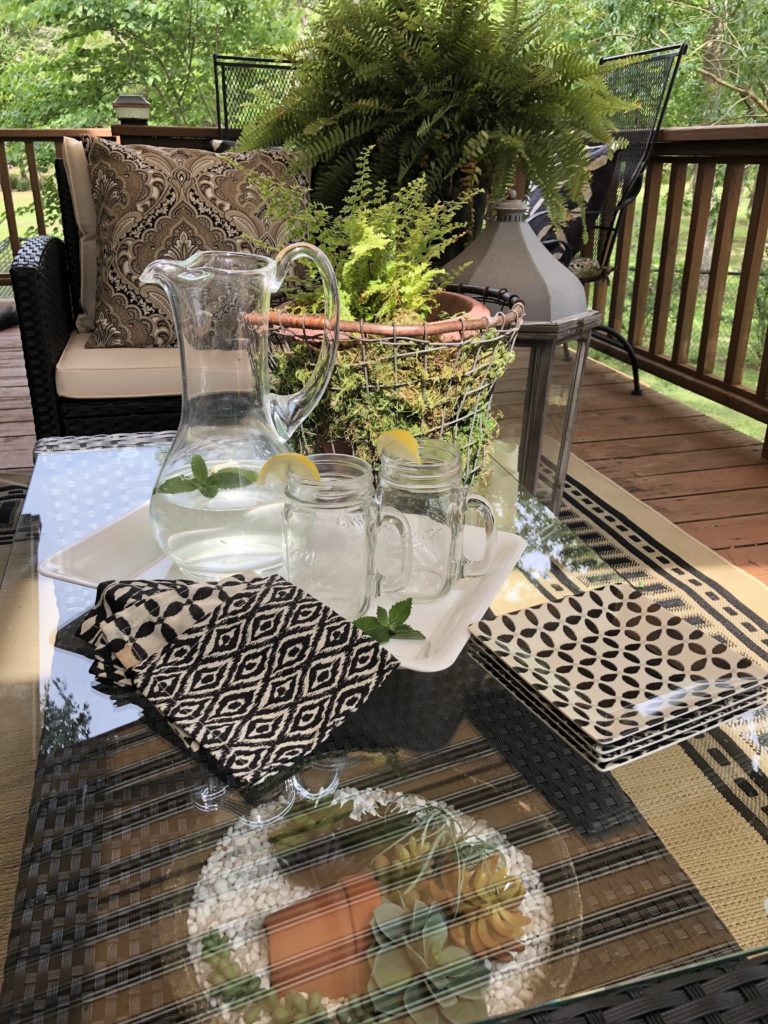 Styling Ideas For Outdoor Spaces * Hip & Humble Style