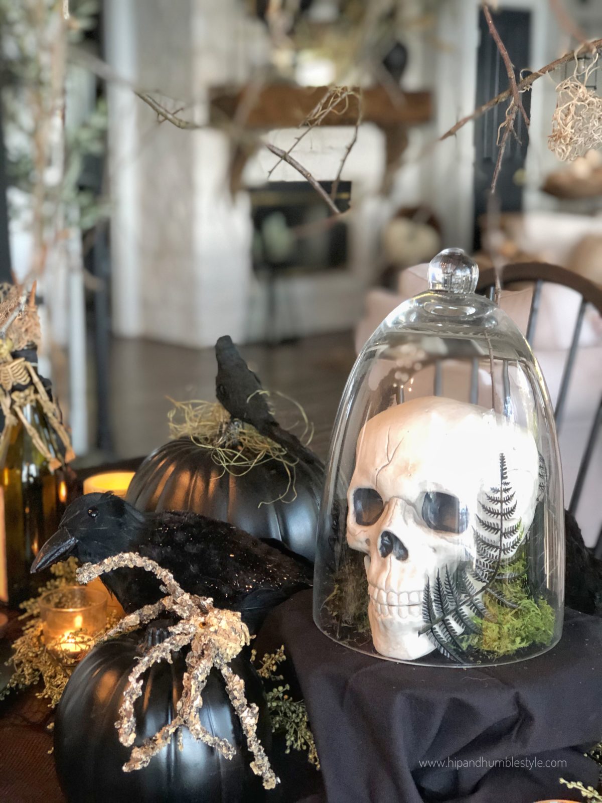 Haunted Table Setting | Halloween Table Setting Inspiration